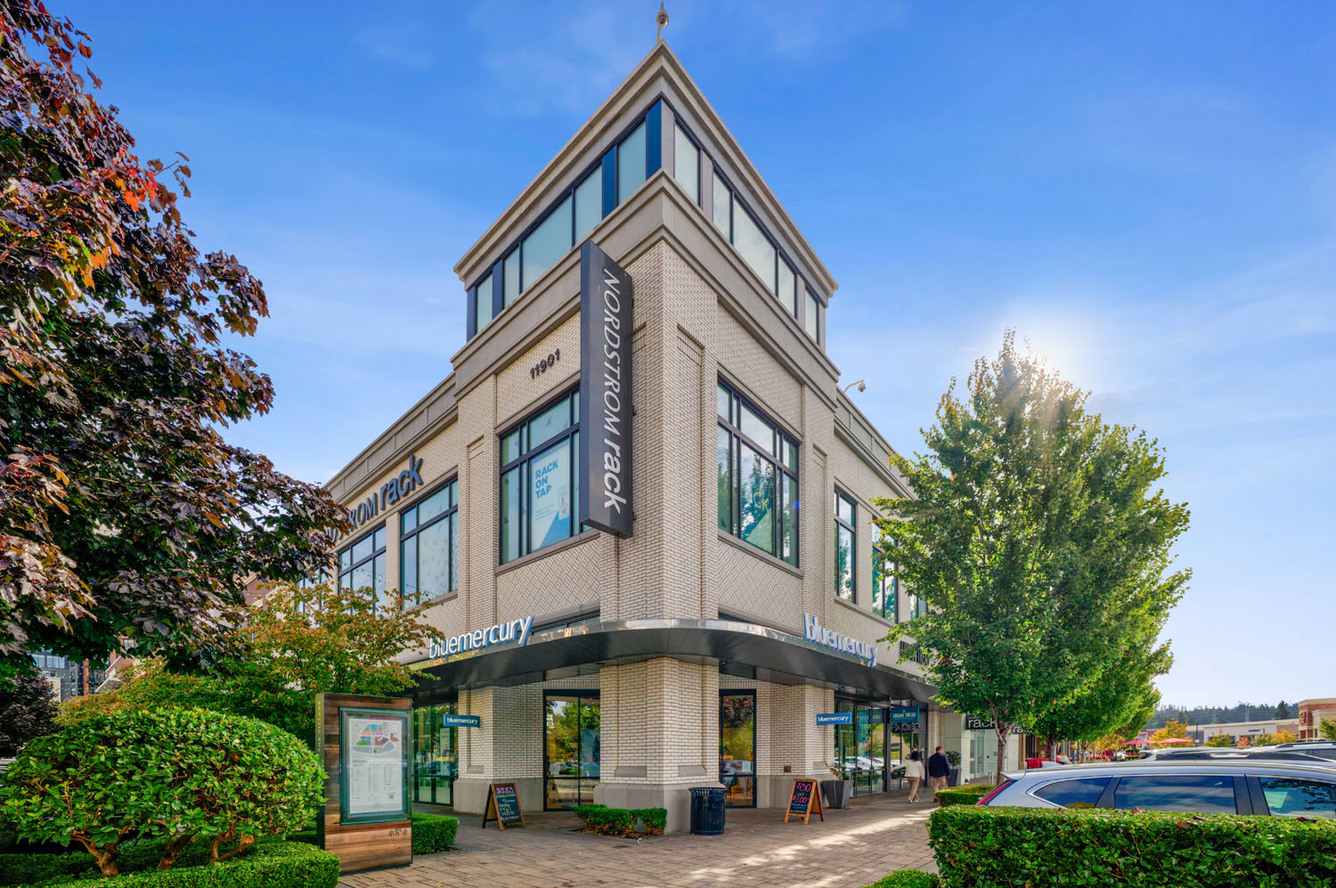 Apartments in Kirkland, WA| The Brynn Apartments | Home