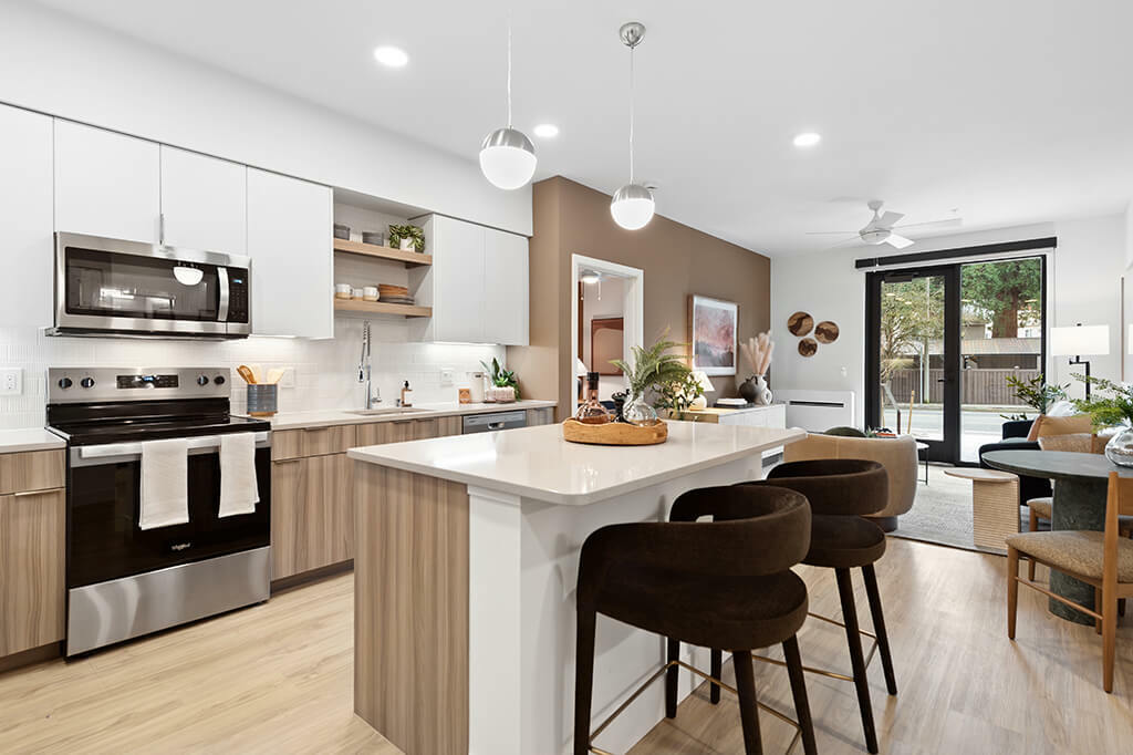 Apartments in Kirkland, WA| The Brynn Apartments | Home