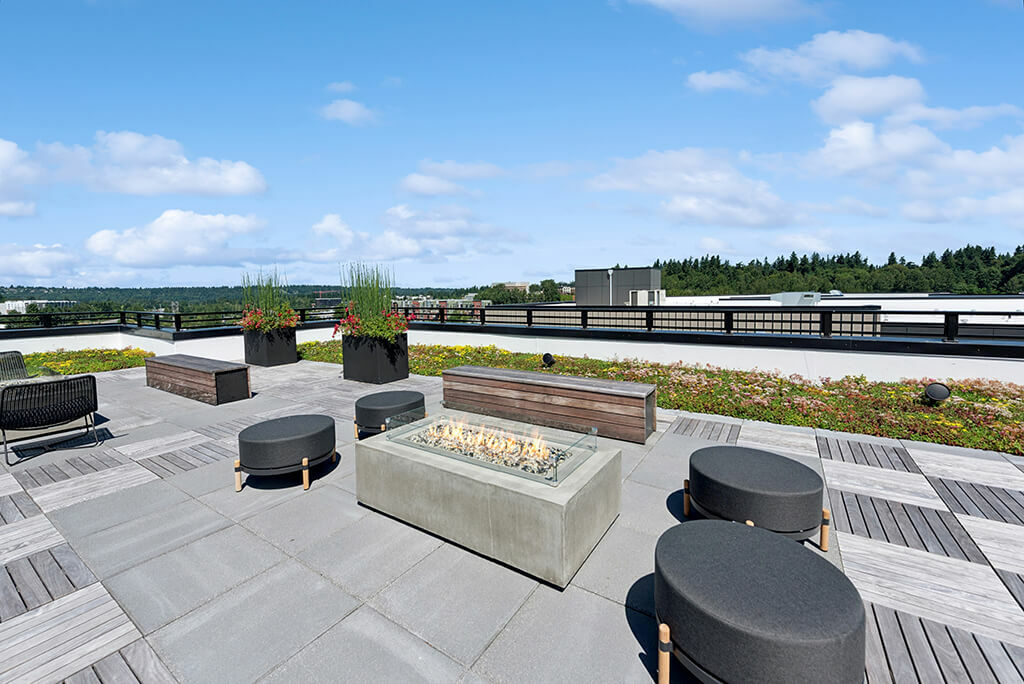 Apartments in Kirkland, WA| The Brynn Apartments | Home